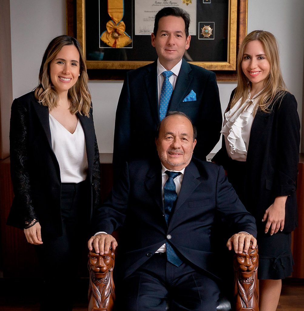 Quiénes Somos - Insua & Asociados